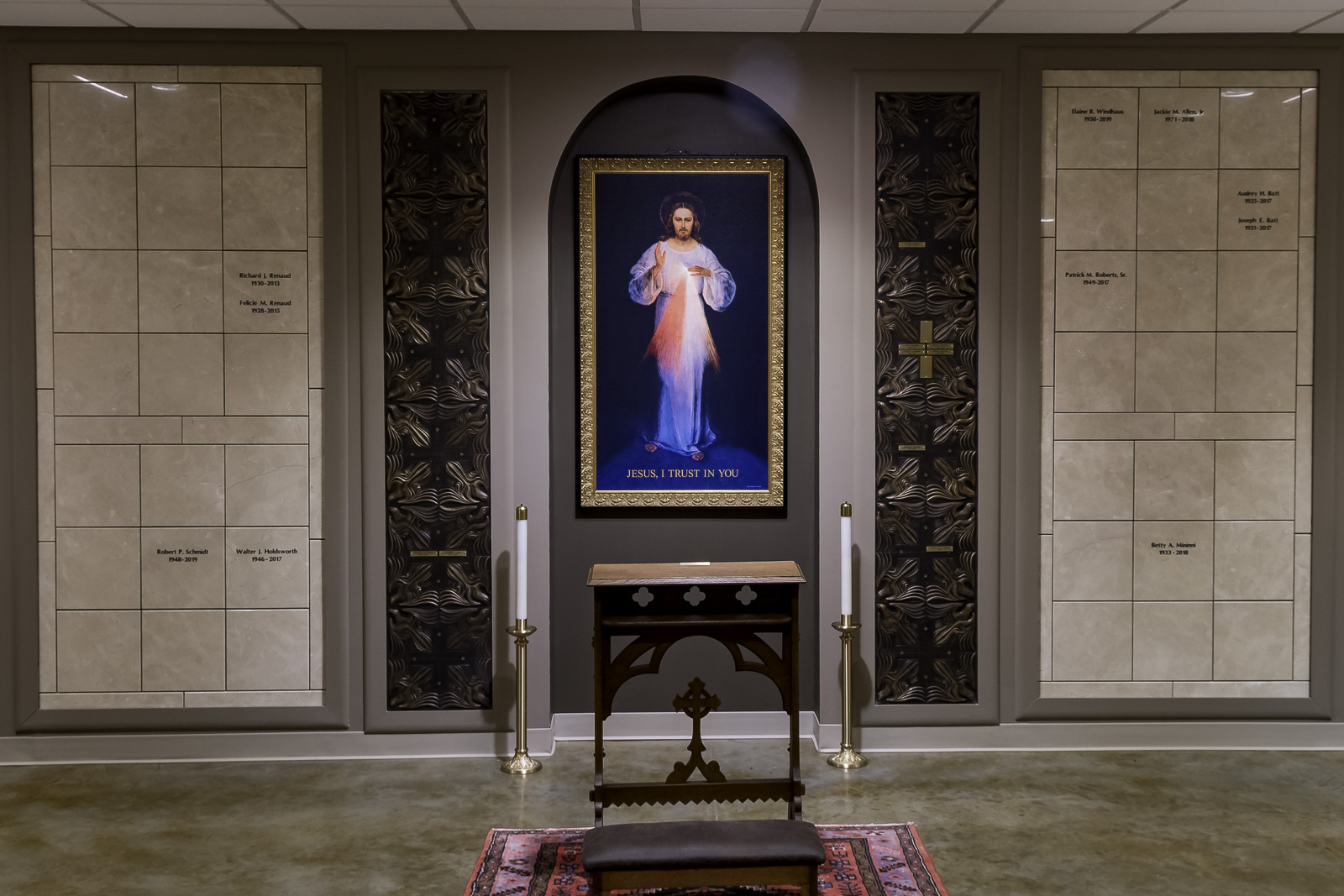 Shrine of the Divine Mercy | Church Tour - Our Lady of the Rosary