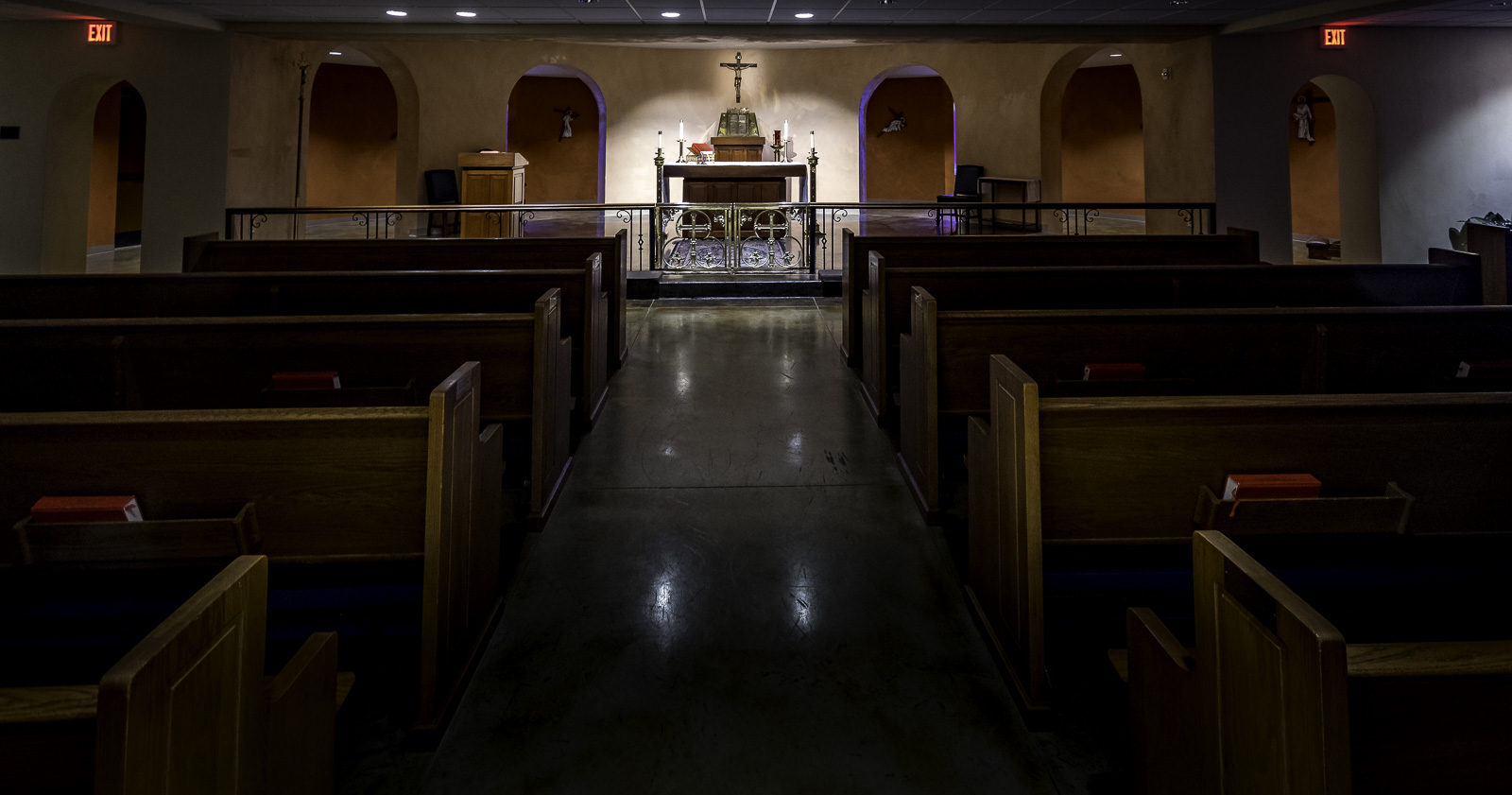 Altar | Church Tour - Our Lady of the Rosary